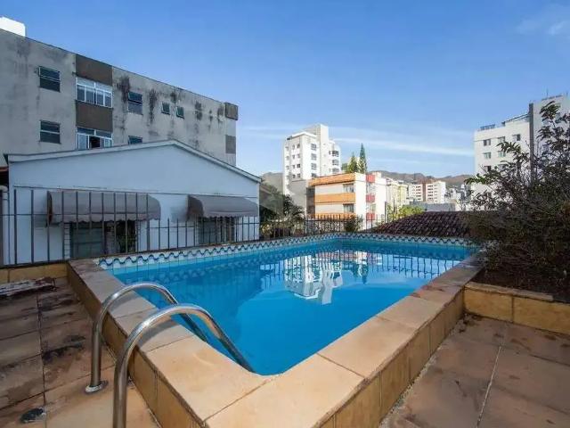 Casa / Sobrado para Locação em Belo Horizonte/MG Serra 4 Quartos