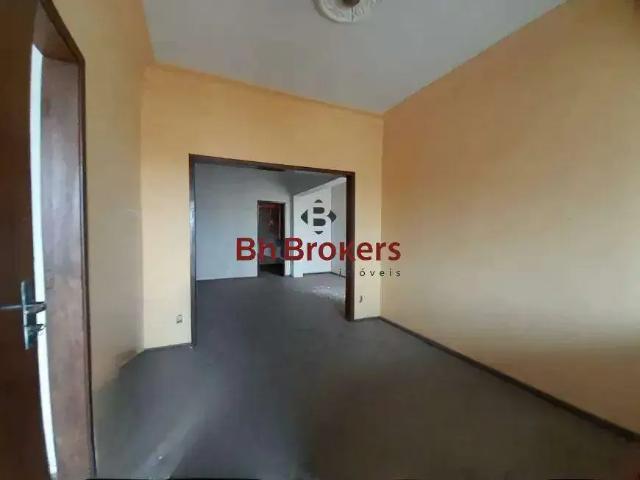 Casa / Sobrado para Locação em Belo Horizonte/MG Serra 3 Quartos