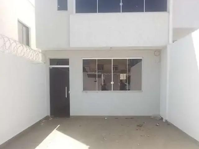 Casa / Sobrado para Locação em Belo Horizonte/MG Sinimbu 3 Quartos