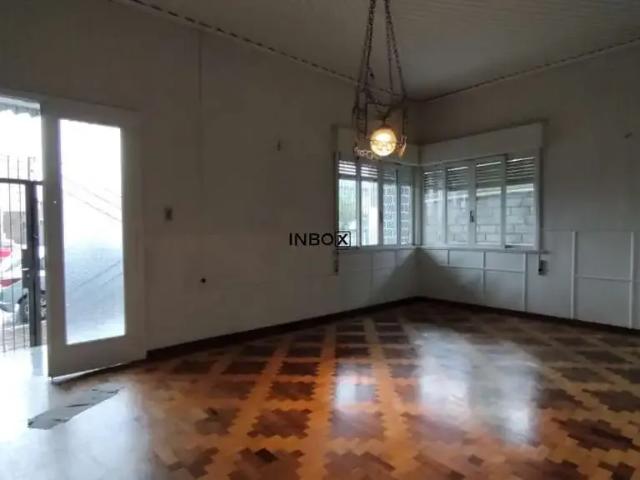 Casa / Sobrado para Locação em Bento Gonçalves/RS Cidade Alta 5 Quartos