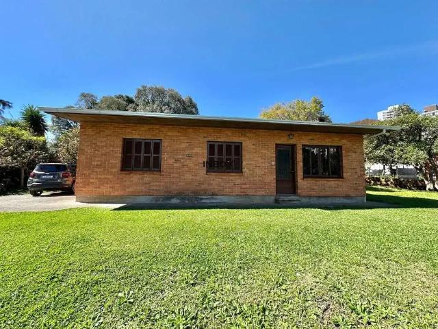 Casa / Sobrado para Locação em Bento Gonçalves/RS Borgo 3 Quartos