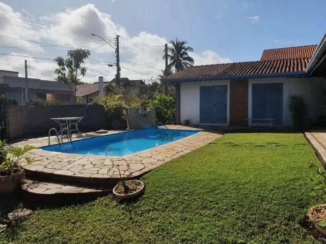 Casa / Sobrado para Locação em Bertioga/SP Boraceia 4 Quartos