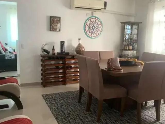 Casa / Sobrado para Locação em Bertioga/SP Centro 3 Quartos