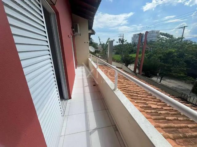 Casa / Sobrado para Locação em Bertioga/SP Indaia 2 Quartos