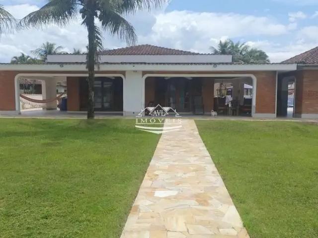 Casa / Sobrado para Locação em Bertioga/SP Morada Praia 3 Quartos