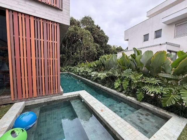 Casa / Sobrado para Locação em Bertioga/SP Riviera de São Lourenço 6 Quartos