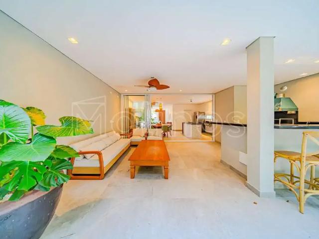 Casa / Sobrado para Locação em Bertioga/SP Riviera 6 Quartos