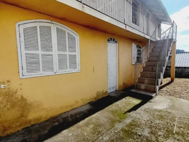 Casa / Sobrado para Locação em Biguaçu/SC Jardim Janaina 2 Quartos