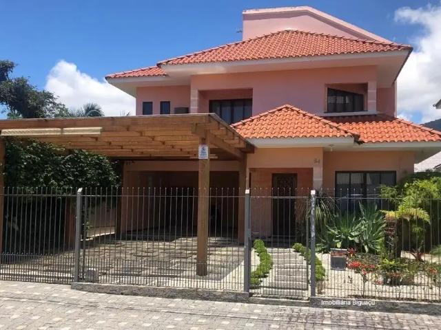 Casa / Sobrado para Locação em Biguaçu/SC Rio Caveiras 3 Quartos