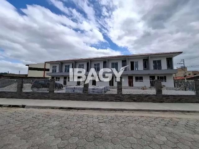 Casa / Sobrado para Locação em Biguaçu/SC Vendaval 2 Quartos