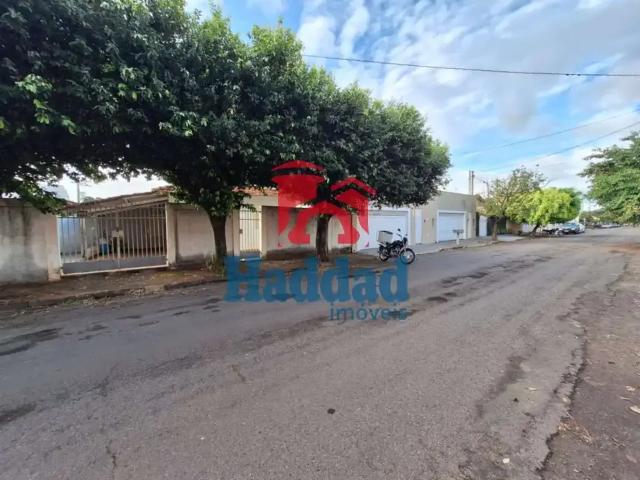 Casa / Sobrado para Locação em Birigui/SP Centro 2 Quartos