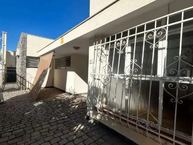 Casa / Sobrado para Locação em Birigui/SP Centro 3 Quartos