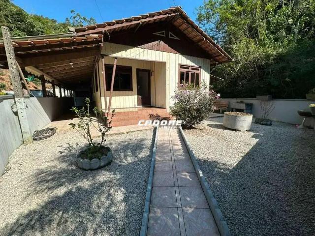 Casa / Sobrado para Locação em Blumenau/SC Valparaíso 3 Quartos