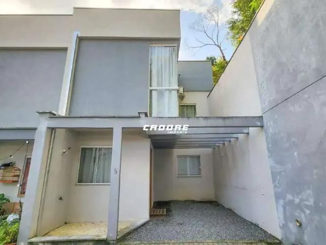 Casa / Sobrado para Locação em Blumenau/SC Velha 2 Quartos