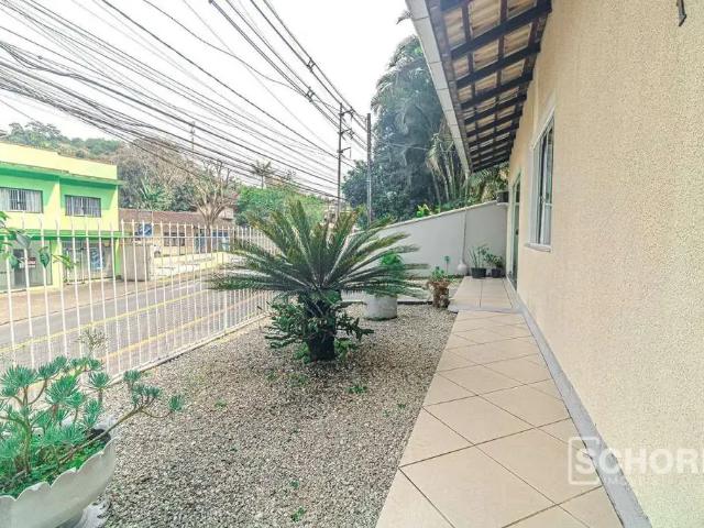Casa / Sobrado para Locação em Blumenau/SC Velha 3 Quartos