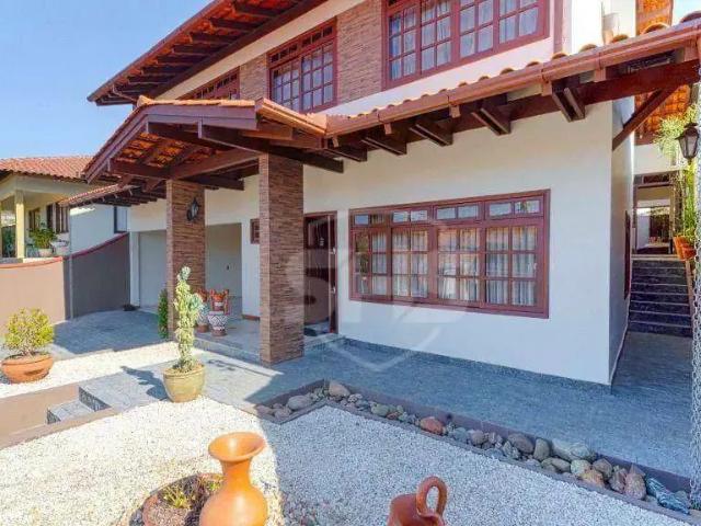 Casa / Sobrado para Locação em Blumenau/SC Velha 3 Quartos