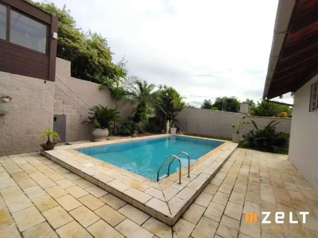 Casa / Sobrado para Locação em Blumenau/SC Velha 3 Quartos