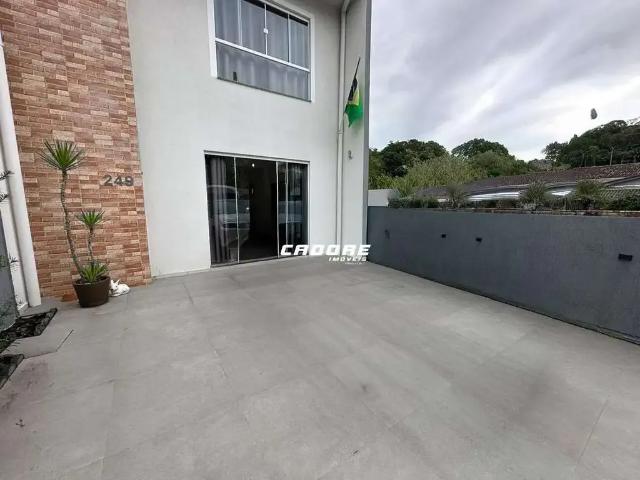 Casa / Sobrado para Locação em Blumenau/SC Velha 3 Quartos
