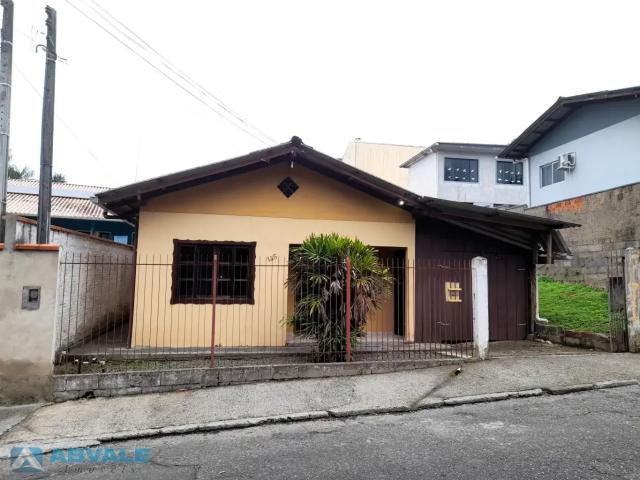 Casa / Sobrado para Locação em Blumenau/SC Velha Central 2 Quartos