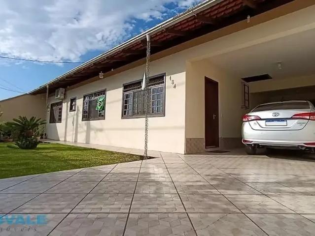 Casa / Sobrado para Locação em Blumenau/SC Velha Central 4 Quartos