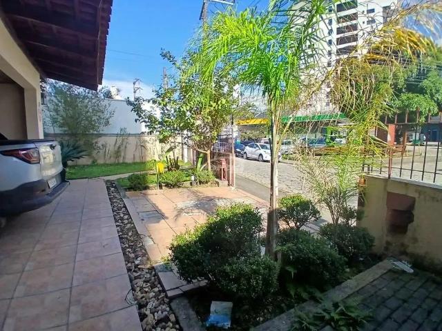 Casa / Sobrado para Locação em Blumenau/SC Vila Nova 3 Quartos