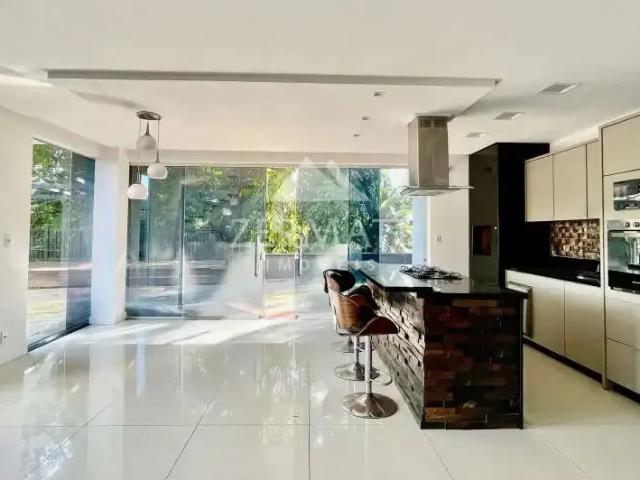 Casa / Sobrado para Locação em Blumenau/SC Água Verde 3 Quartos