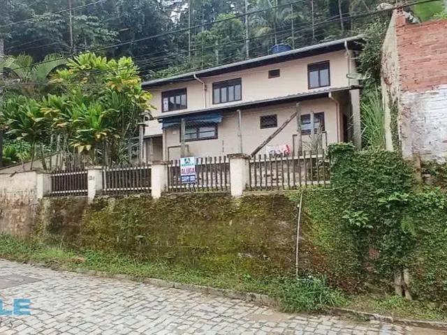 Casa / Sobrado para Locação em Blumenau/SC Bom Retiro 1 Quartos