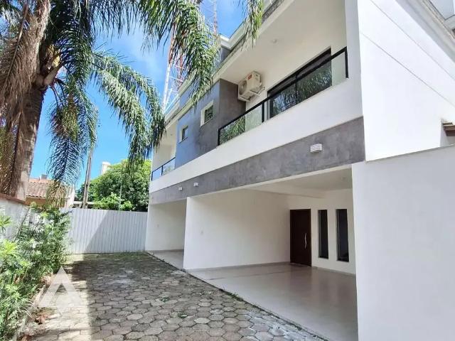 Casa / Sobrado para Locação em Blumenau/SC Escola Agrícola 3 Quartos