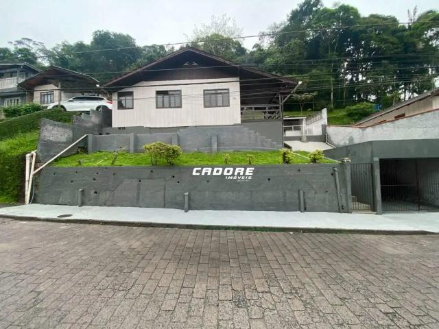 Casa / Sobrado para Locação em Blumenau/SC Garcia 2 Quartos