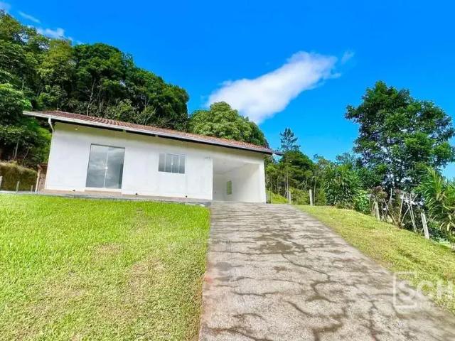 Casa / Sobrado para Locação em Blumenau/SC Itoupava Central 2 Quartos