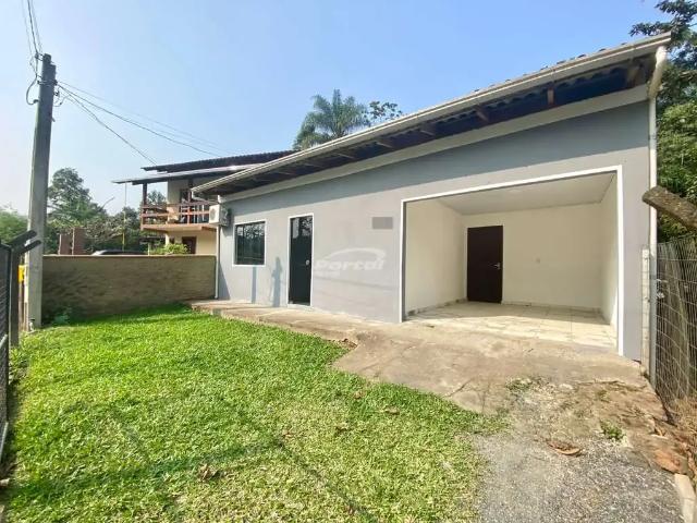 Casa / Sobrado para Locação em Blumenau/SC Itoupava Central 2 Quartos