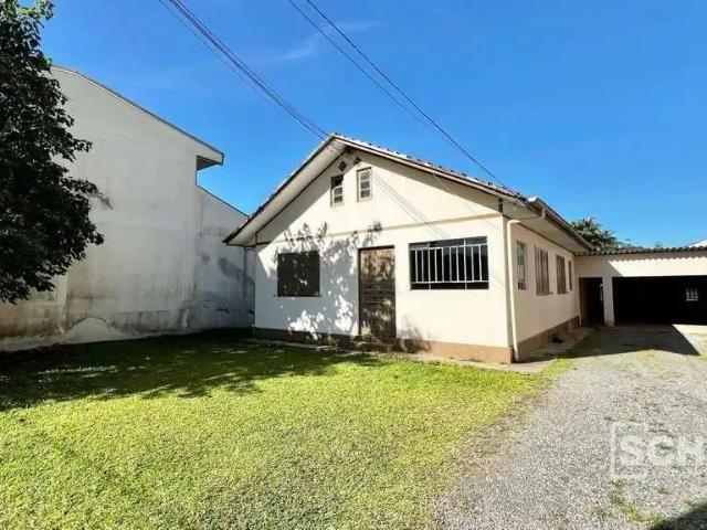 Casa / Sobrado para Locação em Blumenau/SC Itoupava Central 5 Quartos