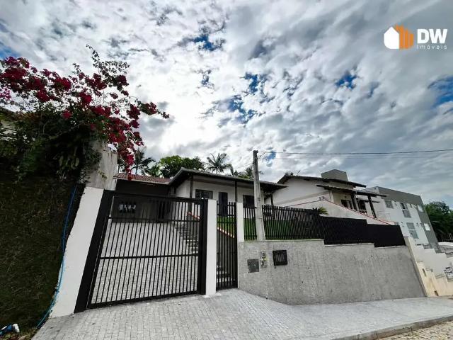 Casa / Sobrado para Locação em Blumenau/SC Itoupava Seca 5 Quartos
