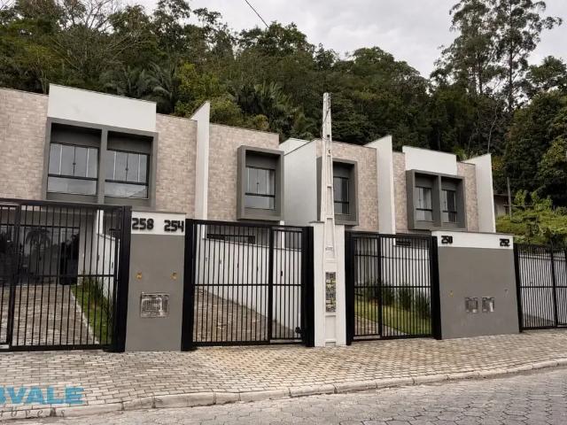 Casa / Sobrado para Locação em Blumenau/SC Itoupavazinha 2 Quartos