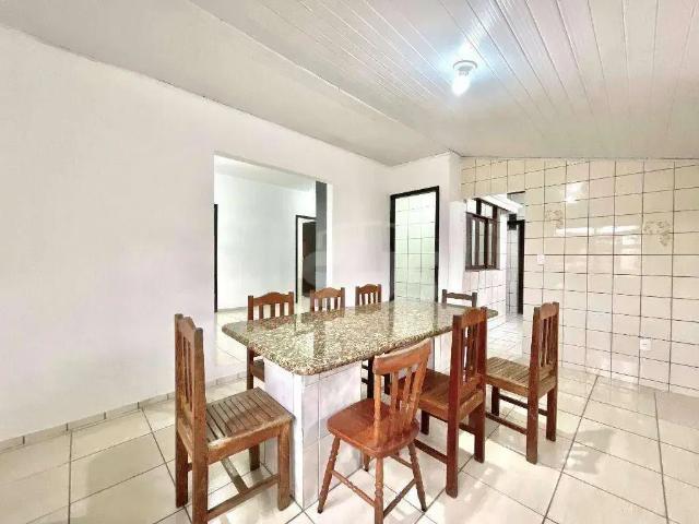 Casa / Sobrado para Locação em Blumenau/SC Passo Manso 4 Quartos
