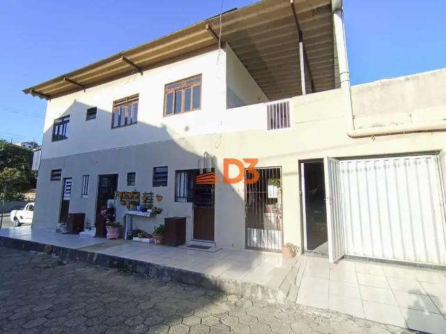 Casa / Sobrado para Locação em Blumenau/SC Progresso 4 Quartos
