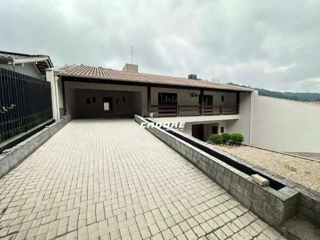 Casa / Sobrado para Locação em Blumenau/SC Ribeirão Fresco 3 Quartos