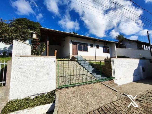 Casa / Sobrado para Locação em Blumenau/SC Salto do Norte 3 Quartos