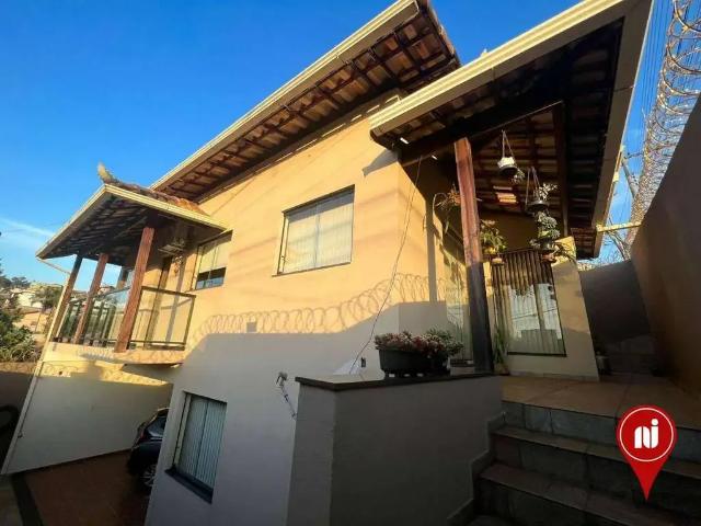 Casa / Sobrado para Locação em Brumadinho/MG Santa Efigenia 4 Quartos