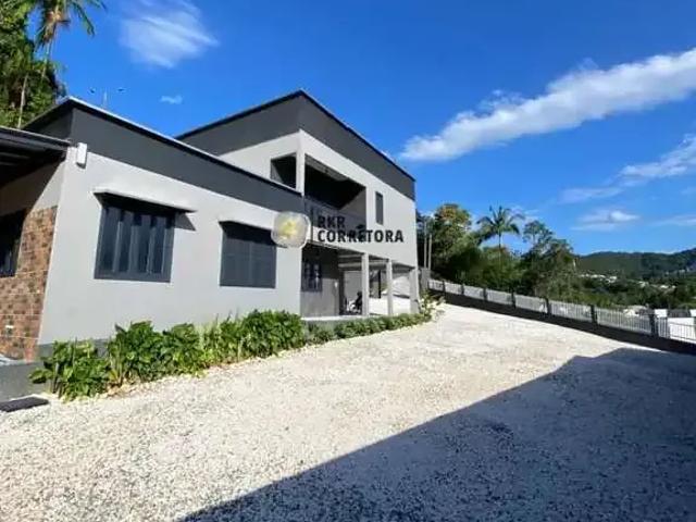 Casa / Sobrado para Locação em Brusque/SC Águas Claras 3 Quartos