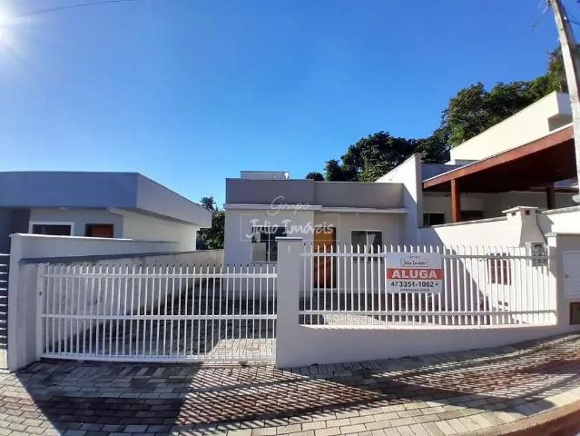 Casa / Sobrado para Locação em Brusque/SC Dom Joaquim 3 Quartos