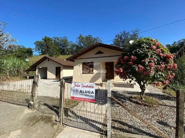 Casa / Sobrado para Locação em Brusque/SC Limoeiro 3 Quartos