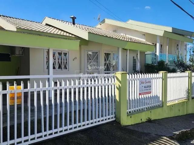 Casa / Sobrado para Locação em Brusque/SC Steffen 3 Quartos