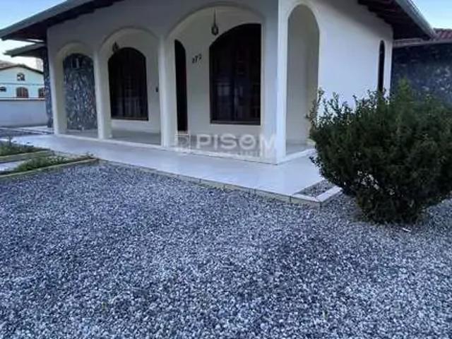 Casa / Sobrado para Locação em Brusque/SC São Pedro 3 Quartos