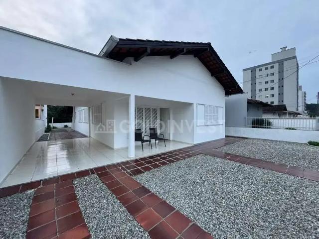 Casa / Sobrado para Locação em Brusque/SC Santa Rita 4 Quartos