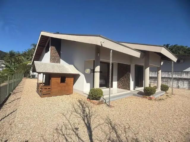 Casa / Sobrado para Locação em Brusque/SC Souza Cruz 3 Quartos