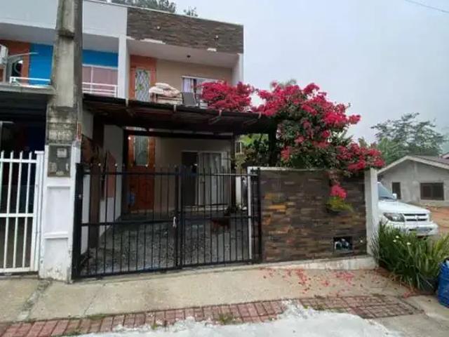 Casa / Sobrado para Locação em Brusque/SC Zantão 2 Quartos