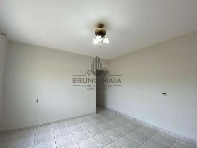 Casa / Sobrado para Locação em Bragança Paulista/SP Vila Aparecida 2 Quartos