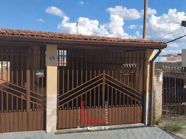 Casa / Sobrado para Locação em Bragança Paulista/SP Vila Gato 3 Quartos