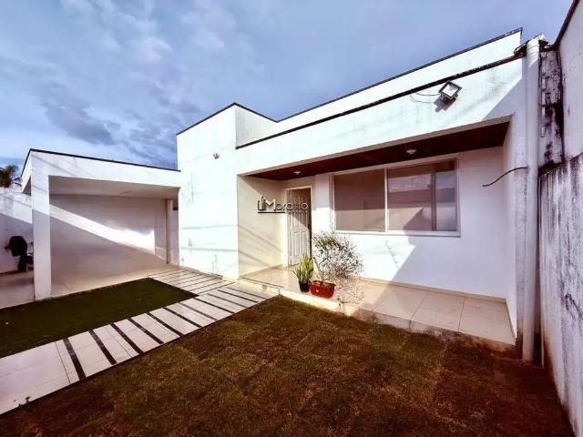 Casa / Sobrado para Locação em Bragança Paulista/SP Bom Retiro